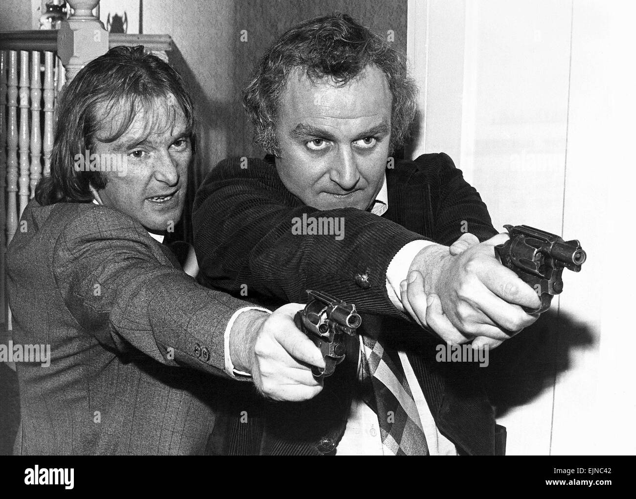 Dennis waterman -Fotos und -Bildmaterial in hoher Auflösung – Alamy