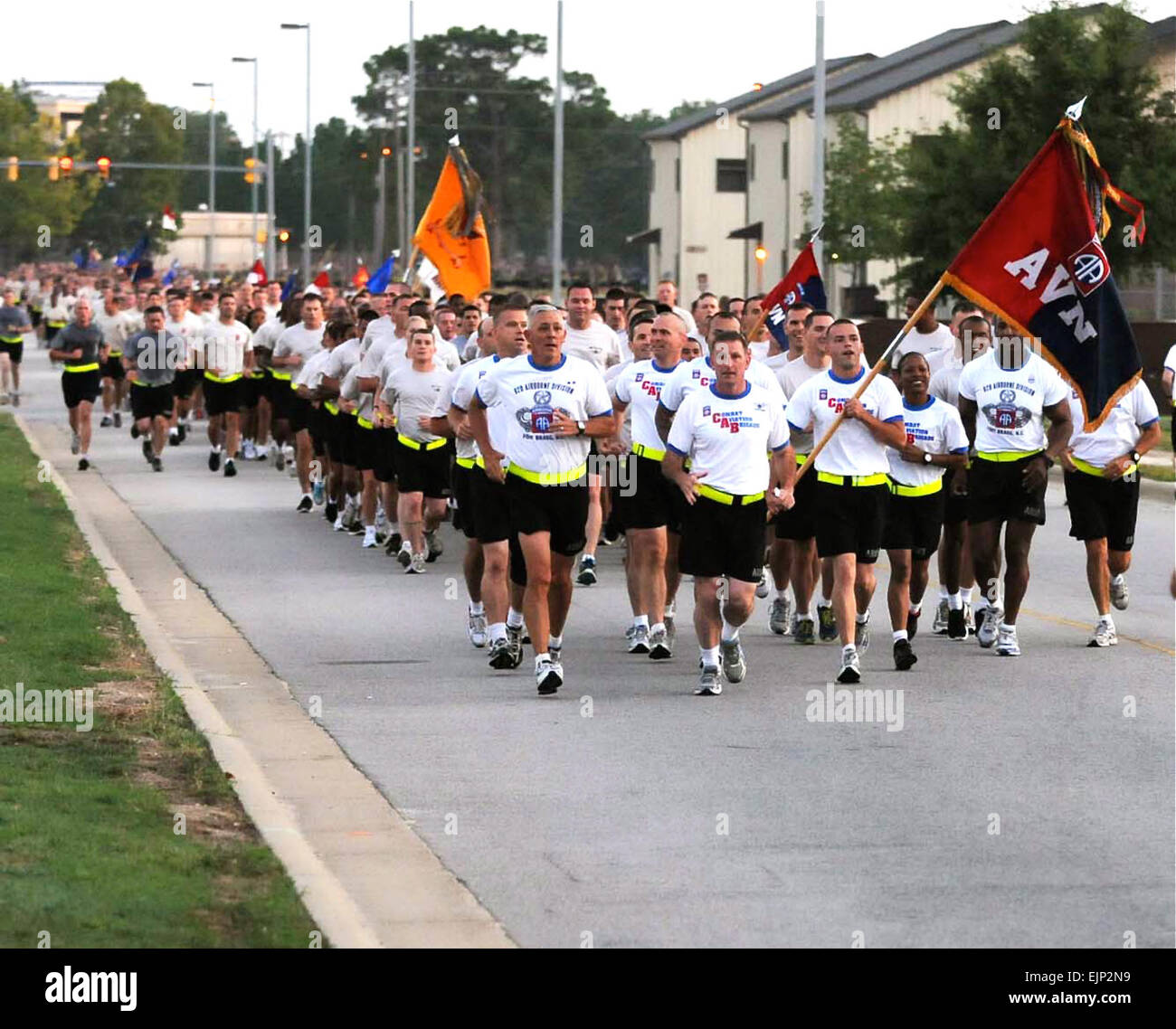 82nd Airborne Division Kommandant Generalmajor James Huggins und 82nd ...