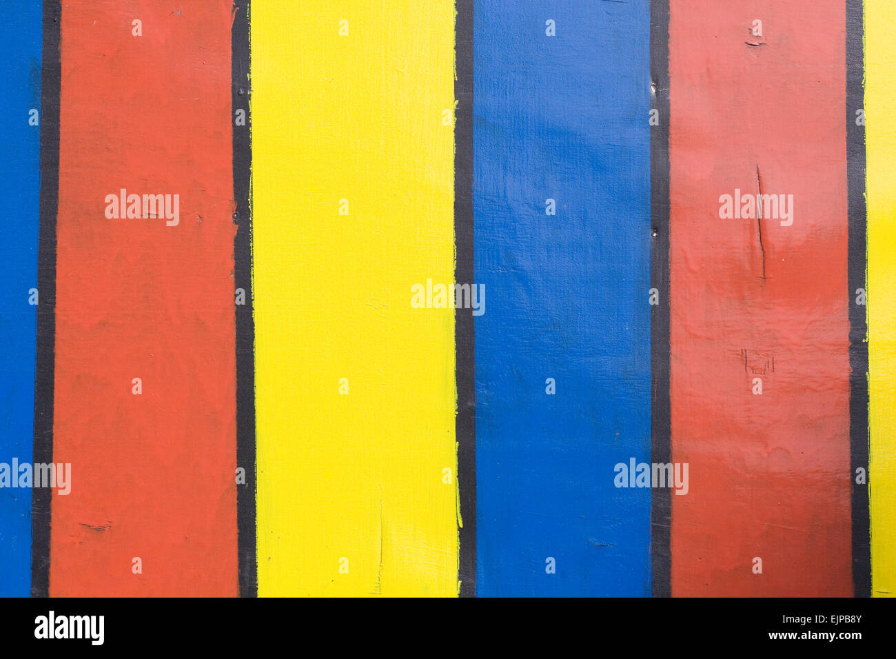 Schwarz lackierte holzarbeiten -Fotos und -Bildmaterial in hoher ...