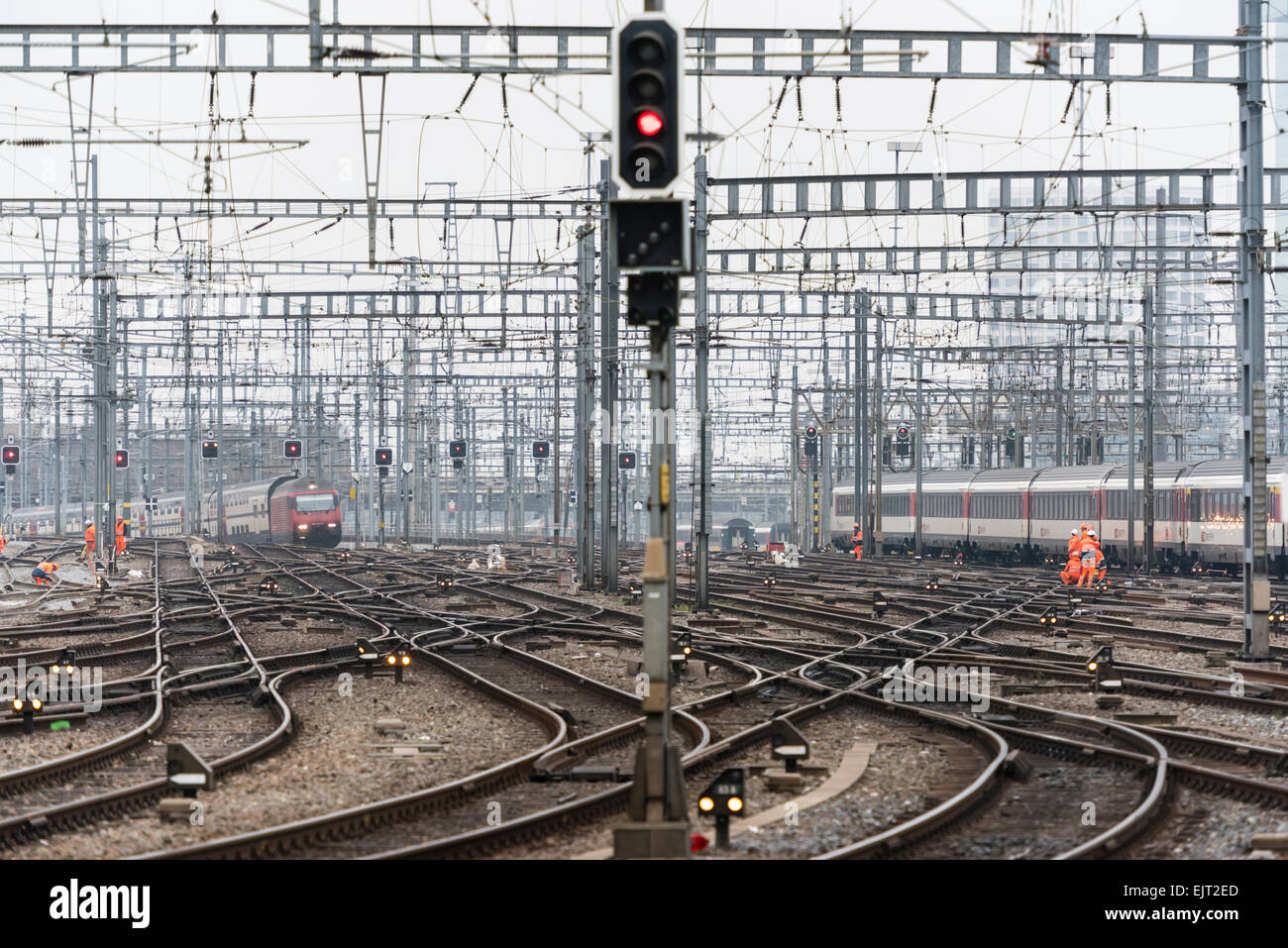 Signals Railroad Railway Track Stockfotos und -bilder Kaufen - Seite 2 ...