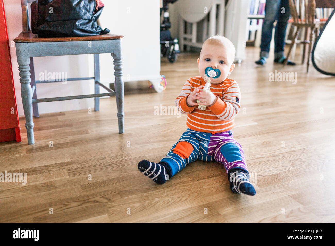 Baby schnuller -Fotos und -Bildmaterial in hoher Auflösung – Alamy
