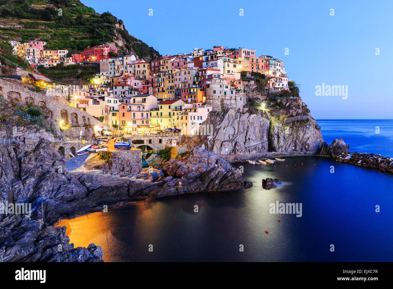 Manarola italien dorf -Fotos und -Bildmaterial in hoher Auflösung – Alamy