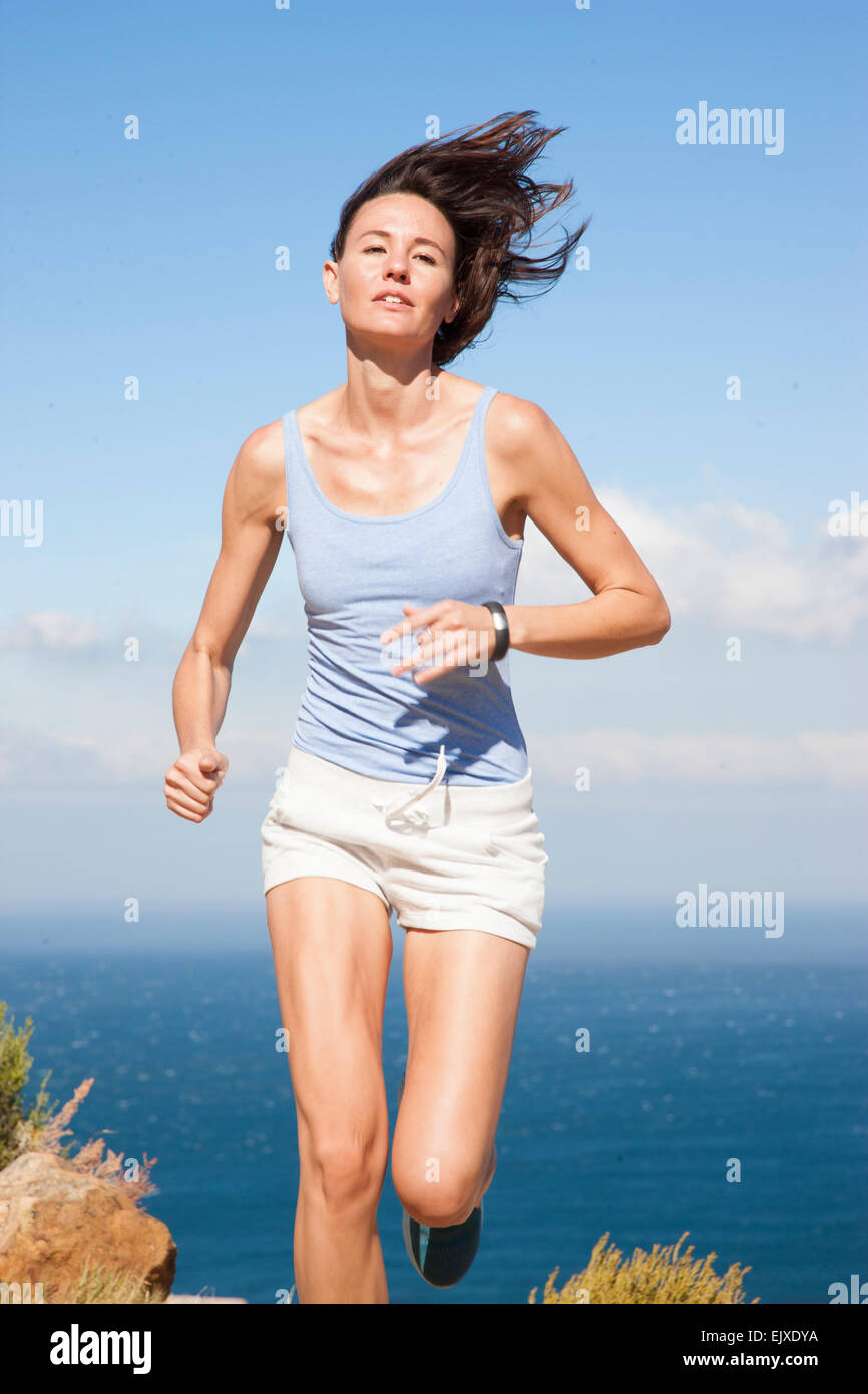 Rennende Frau Stockfotos und -bilder Kaufen - Alamy