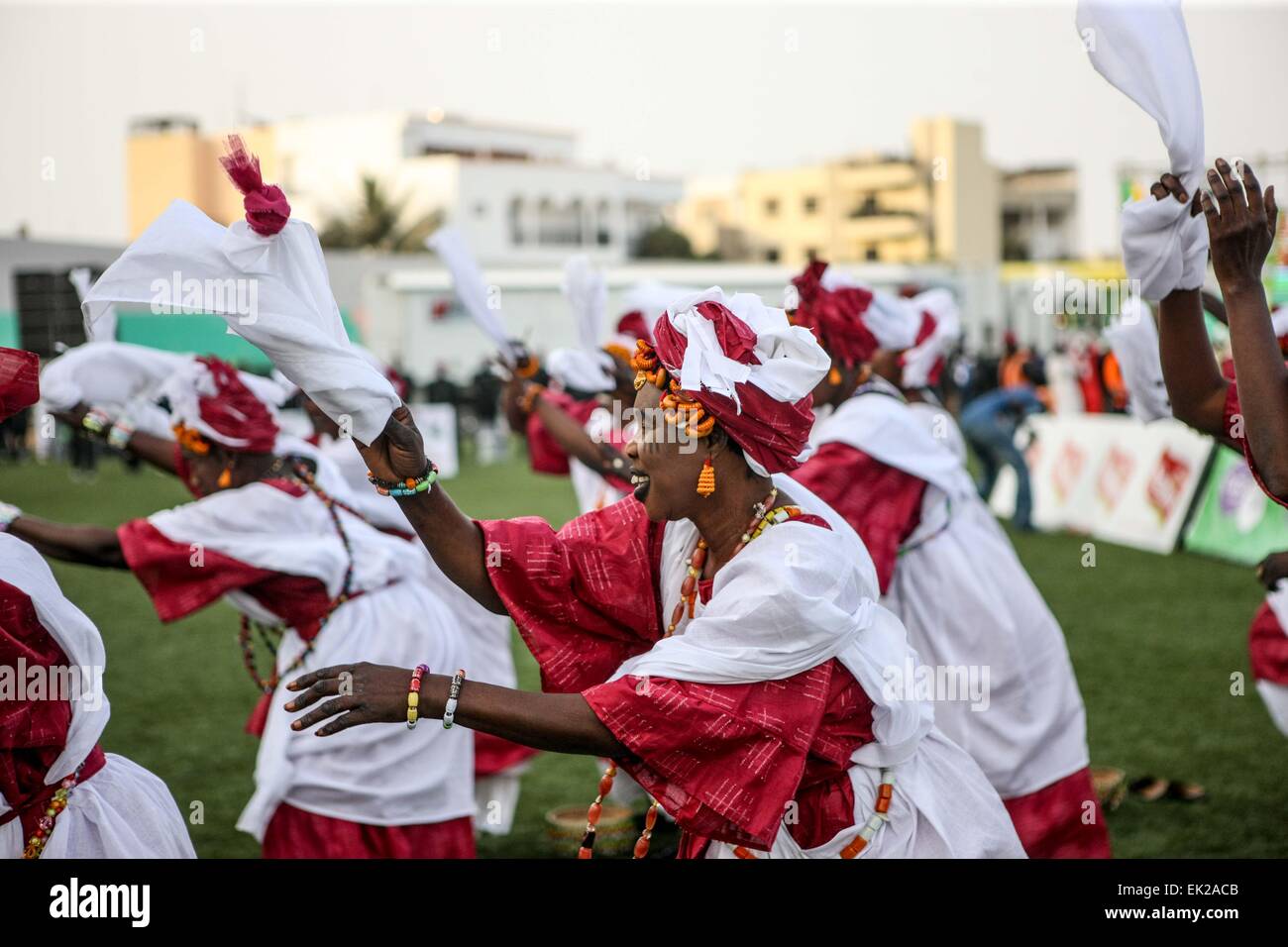 Senegalese dance -Fotos und -Bildmaterial in hoher Auflösung – Alamy