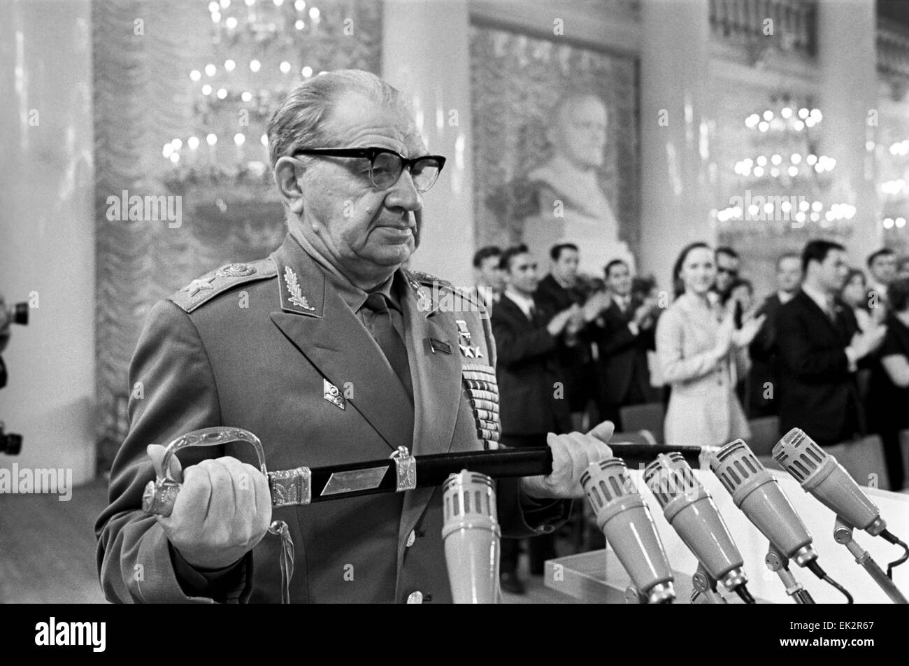 Marshal Soviet Union Vasily Chuikov Stockfotos und -bilder Kaufen - Alamy