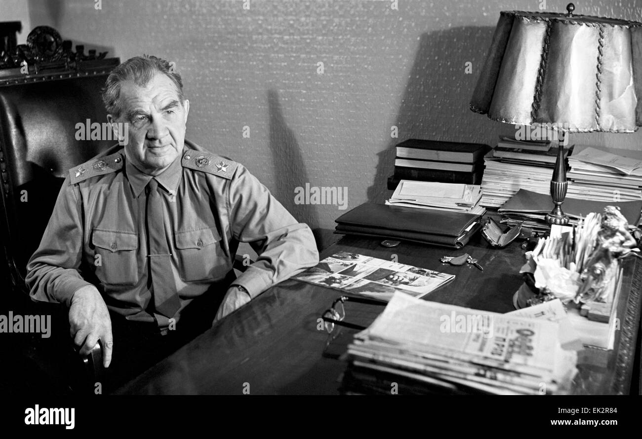 Vasily Chuikov Stockfotos und -bilder Kaufen - Alamy