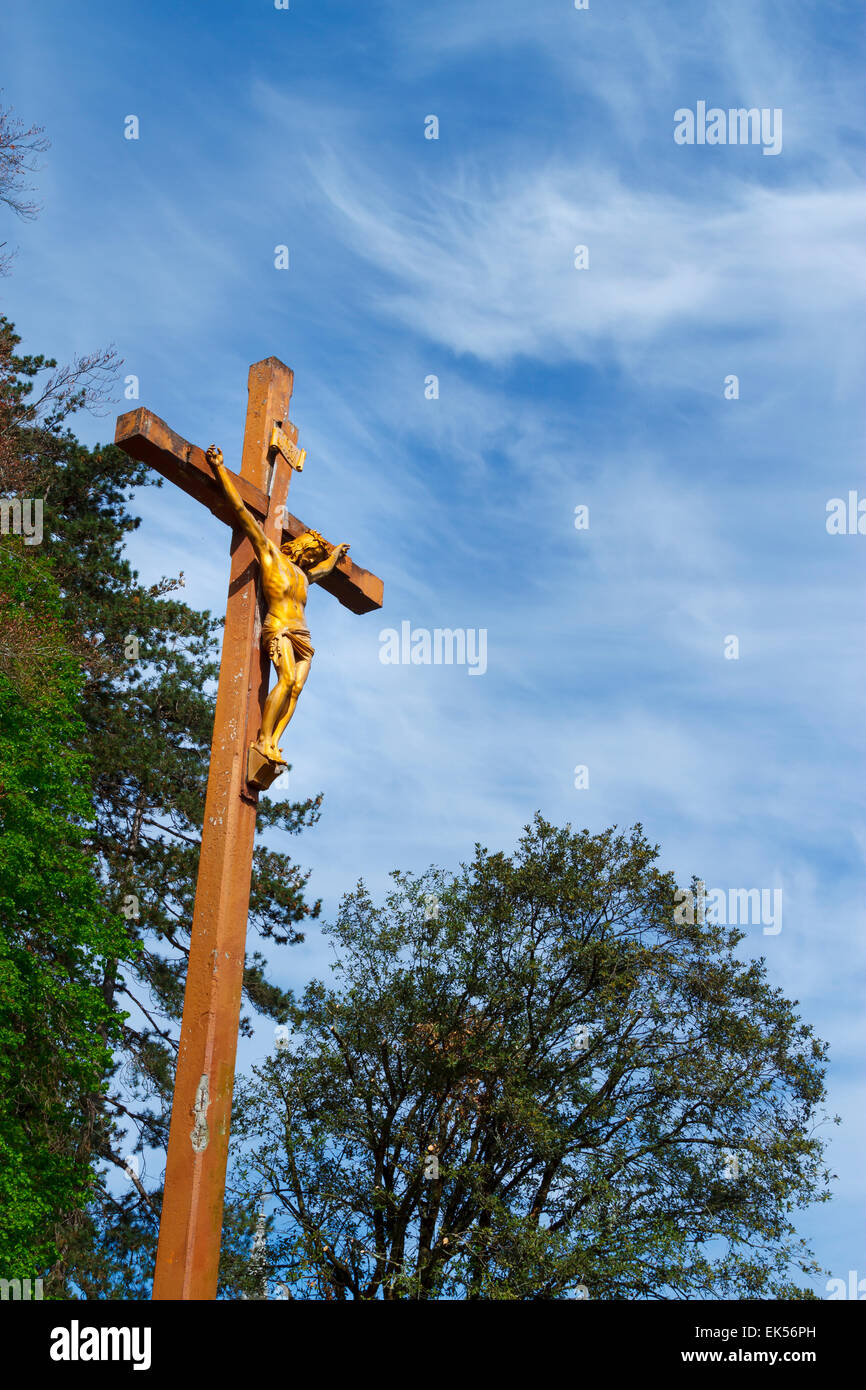 Symbol kreuzigung -Fotos und -Bildmaterial in hoher Auflösung – Alamy