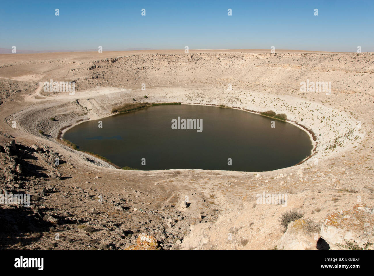 Meyil Obruk, 640m breiten Krater See, Esentepe Obruk Plateau, Karapinar ...