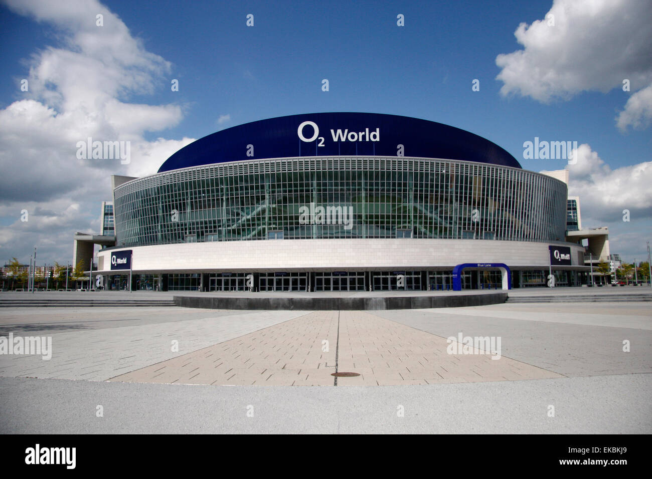 Arena berlin -Fotos und -Bildmaterial in hoher Auflösung – Alamy