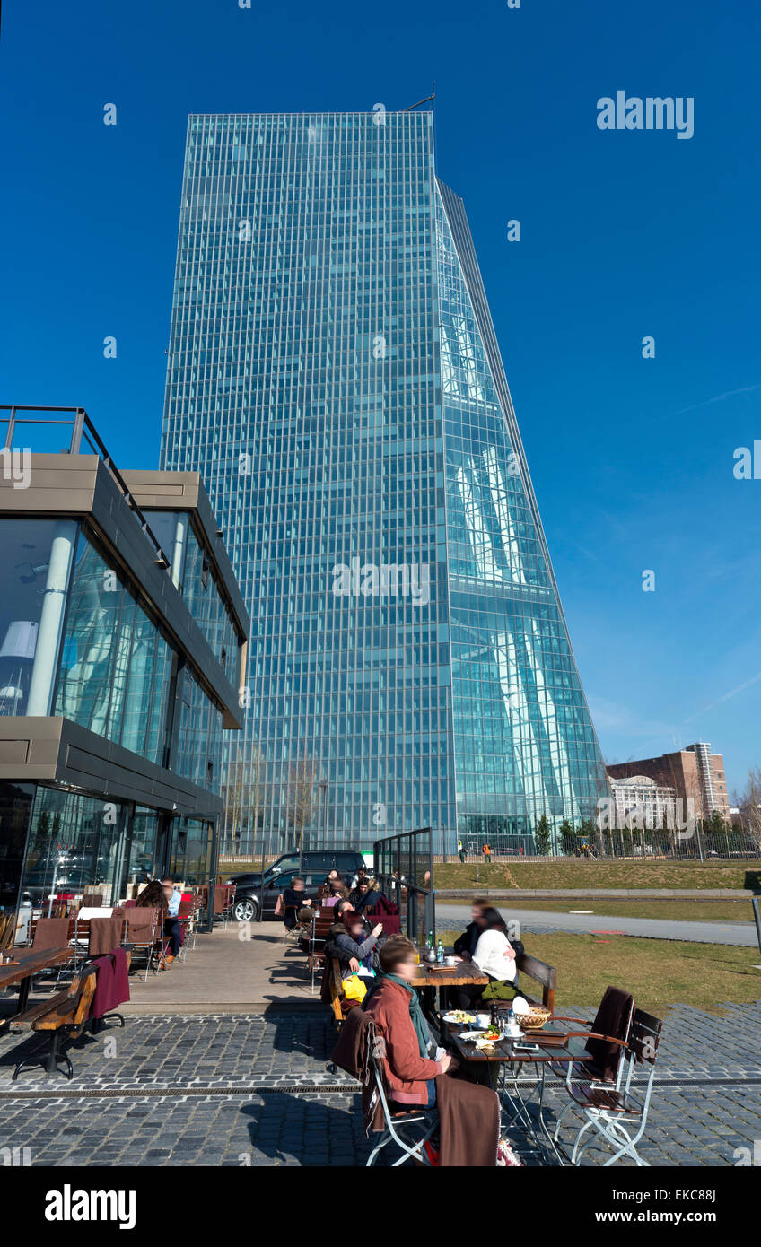 Main tower frankfurt restaurant -Fotos und -Bildmaterial in hoher ...