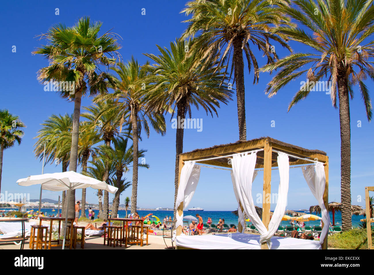 En bossa strand -Fotos und -Bildmaterial in hoher Auflösung – Alamy