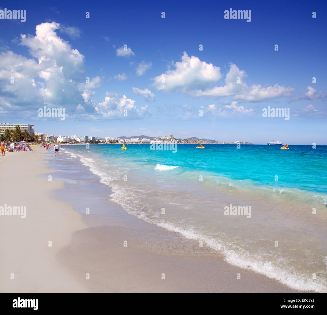 En bossa strand -Fotos und -Bildmaterial in hoher Auflösung – Alamy