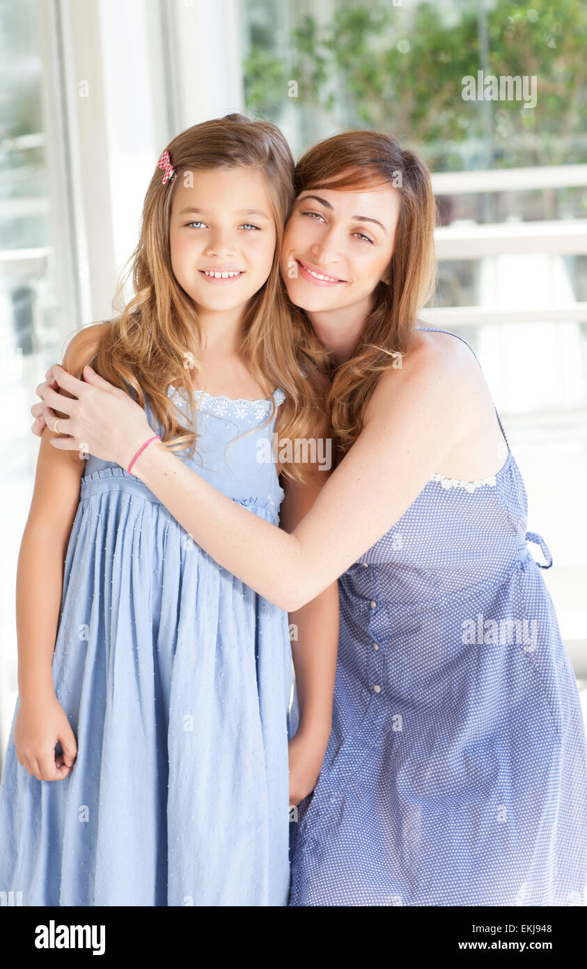 Menschliche mutter -Fotos und -Bildmaterial in hoher Auflösung - Seite 2 - Alamy