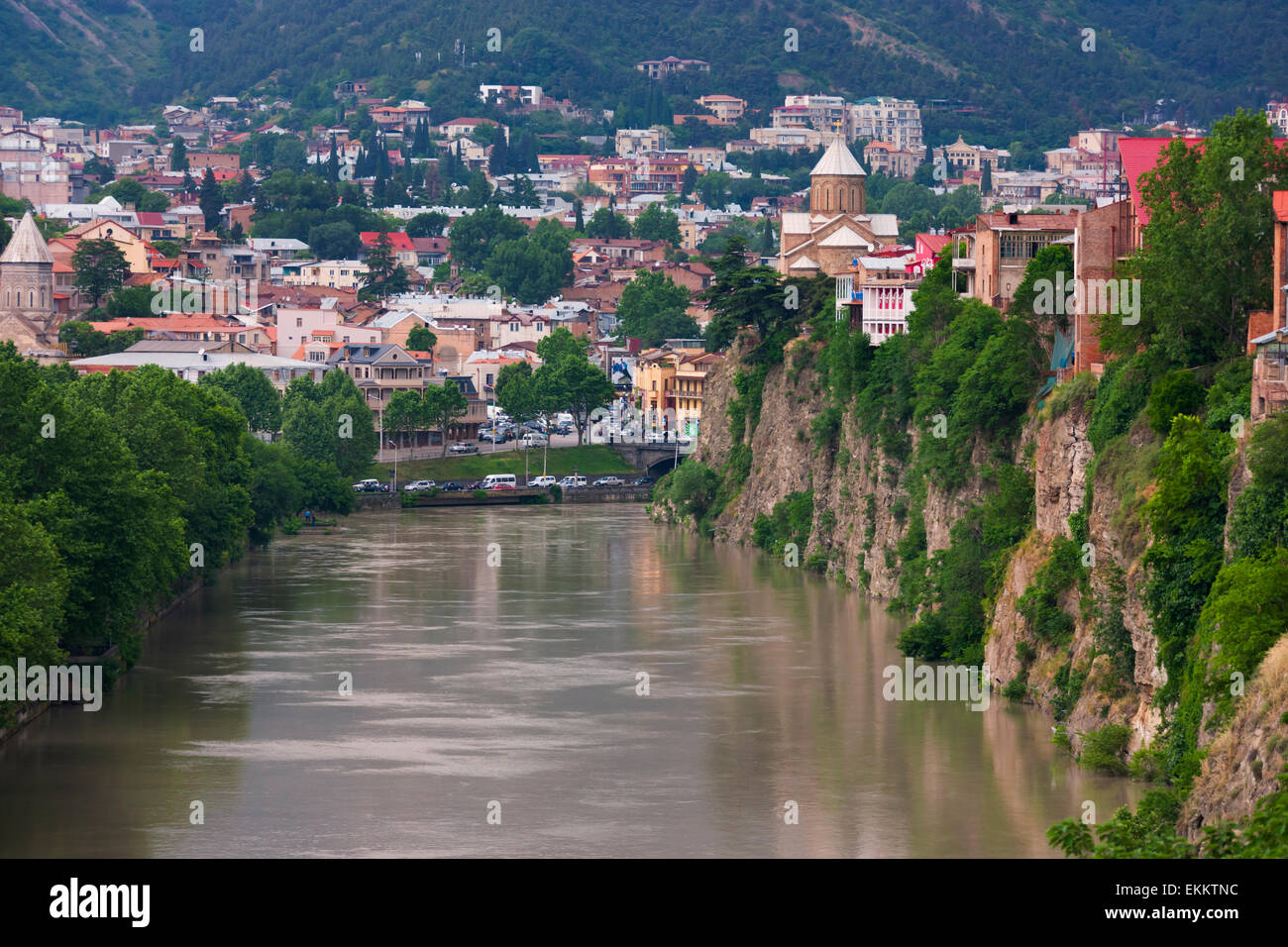 Mtkvari river tbilisi -Fotos und -Bildmaterial in hoher Auflösung – Alamy