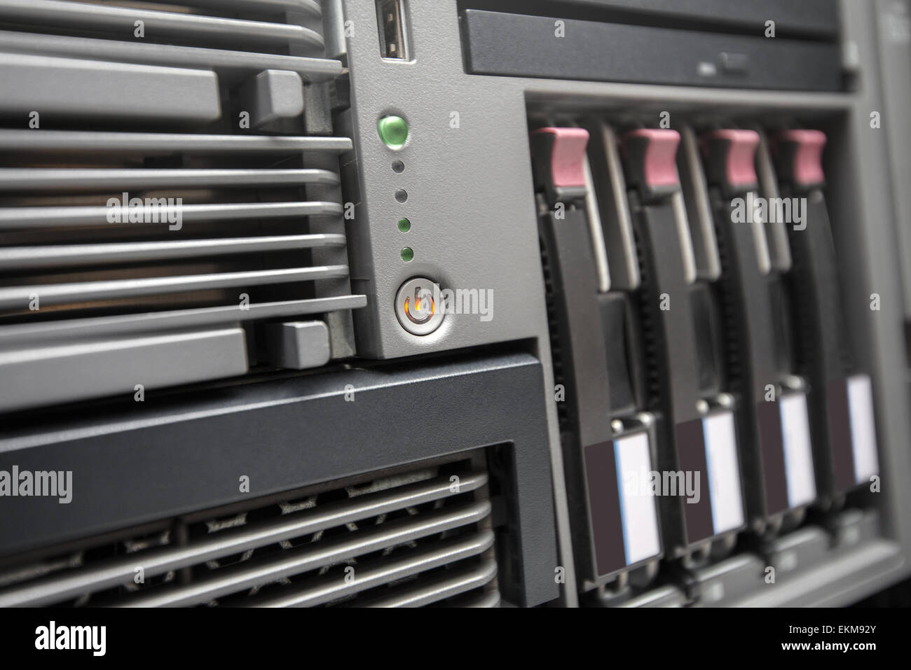 Computer rechenzentrum -Fotos und -Bildmaterial in hoher Auflösung – Alamy