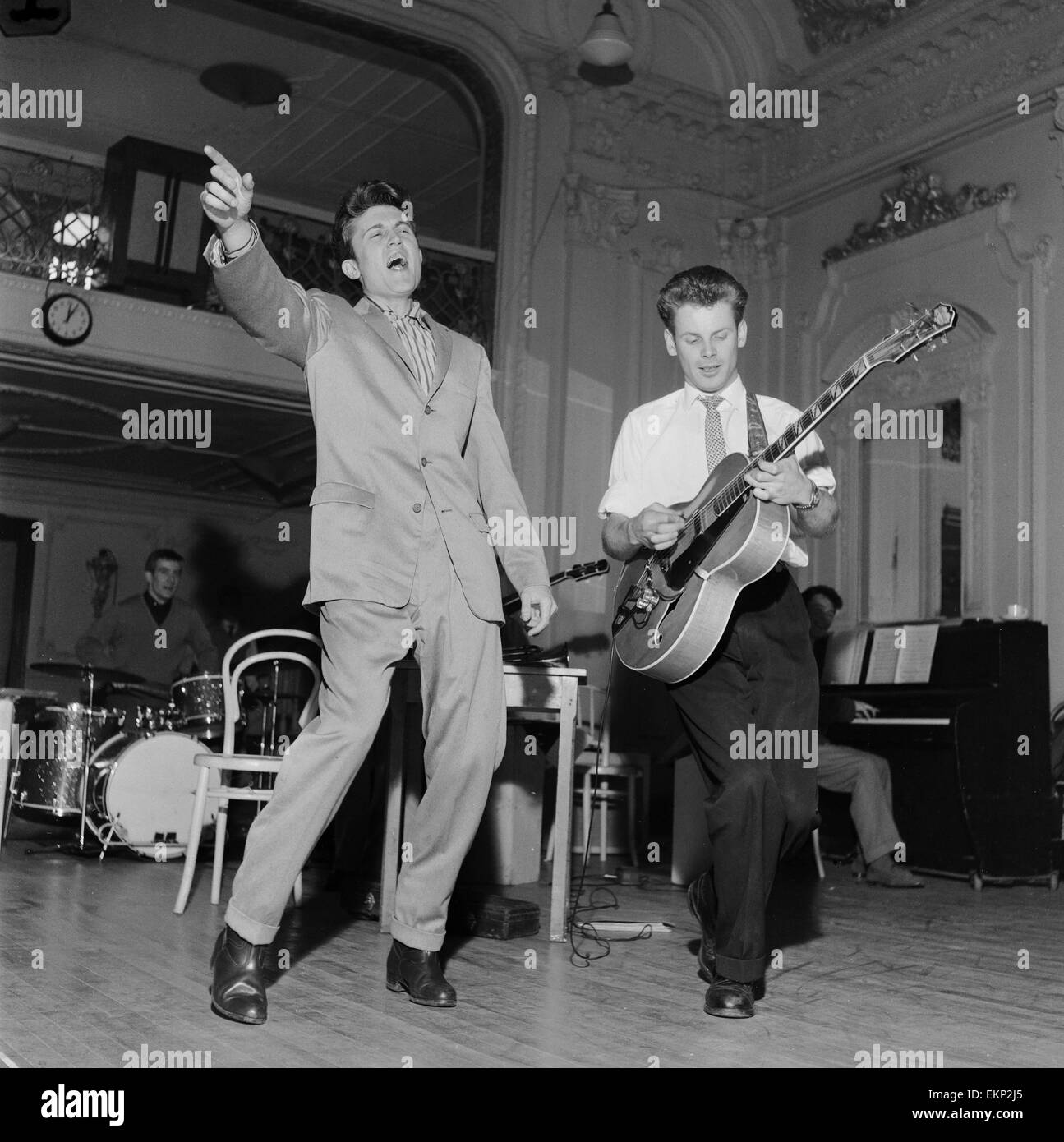 British pop singer terry dene -Fotos und -Bildmaterial in hoher ...