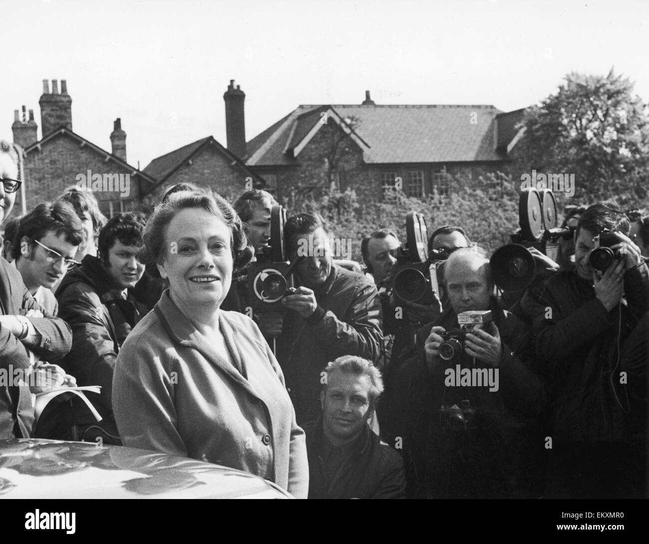 Ethel Gee, die für die Russen ausspioniert, nach seiner Freilassung aus ...