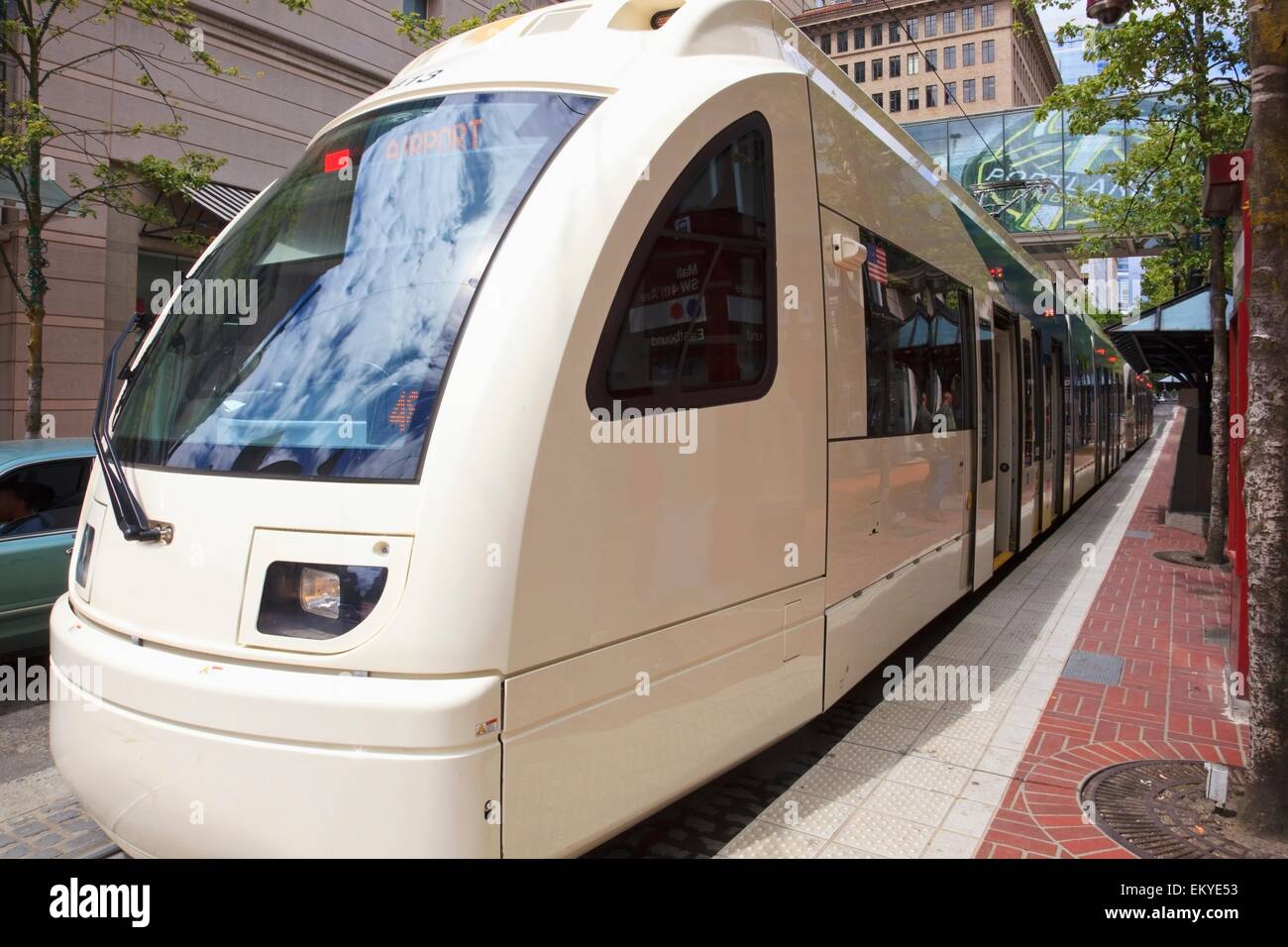 Max zug -Fotos und -Bildmaterial in hoher Auflösung – Alamy