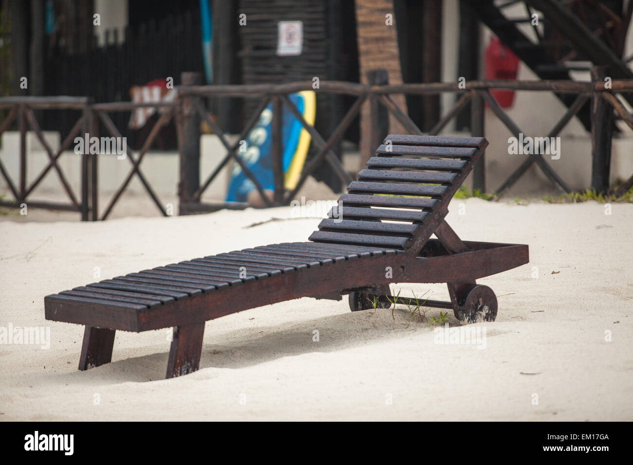 Liege am strand -Fotos und -Bildmaterial in hoher Auflösung – Alamy