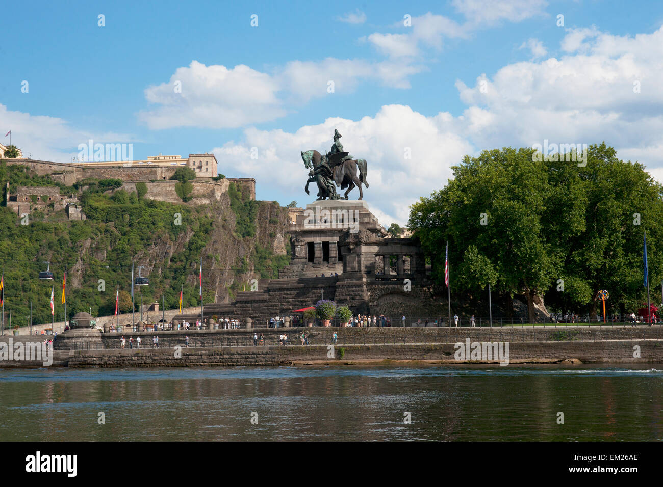 Statue von Kaiser Wilhelm I am Deutschen Eck; Koblenz Rheinland-Pfalz ...