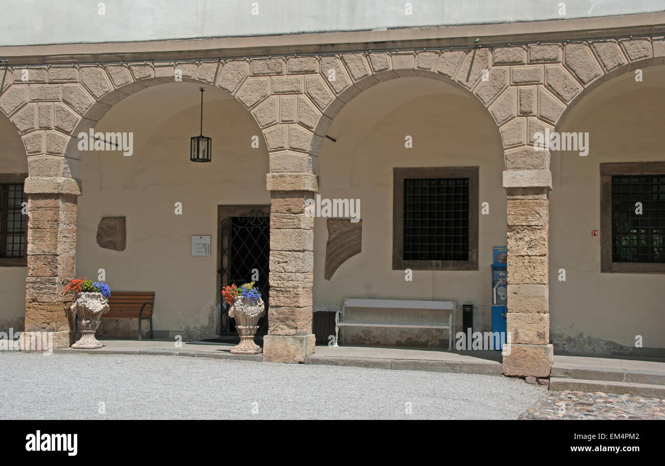 Ptuj castle -Fotos und -Bildmaterial in hoher Auflösung – Alamy