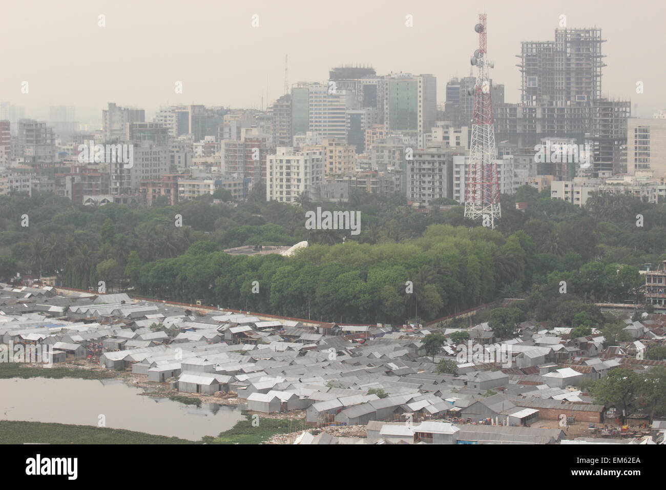 Smog nebel -Fotos und -Bildmaterial in hoher Auflösung – Alamy