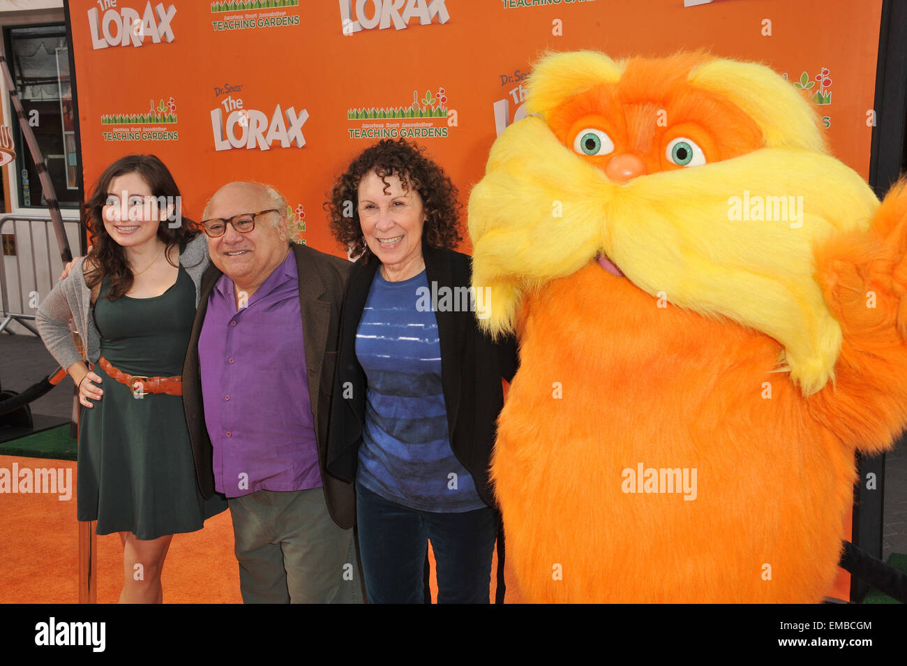 Los Angeles Ca 19 Februar 2012 Danny Devito And Frau Rhea Perlman