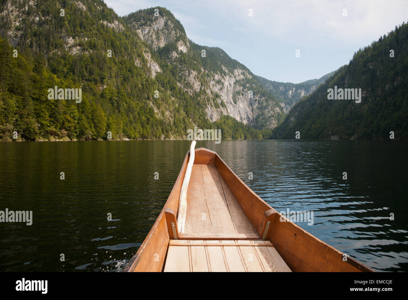 Plättenfahrt Über Den Toplitzsee bewegende Kammersee, Salzkammergut ...