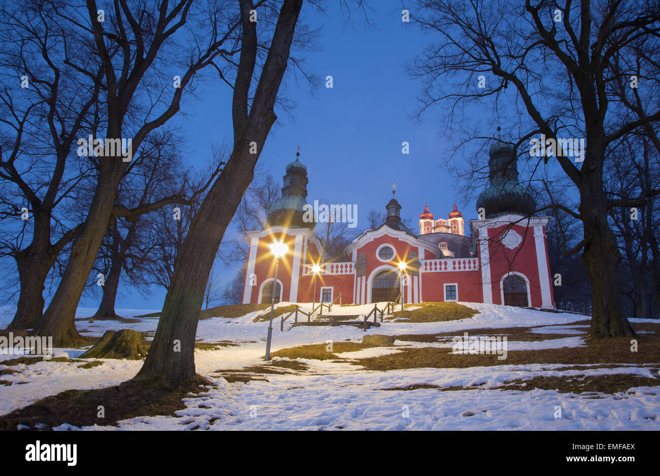 Untere kirche -Fotos und -Bildmaterial in hoher Auflösung – Alamy