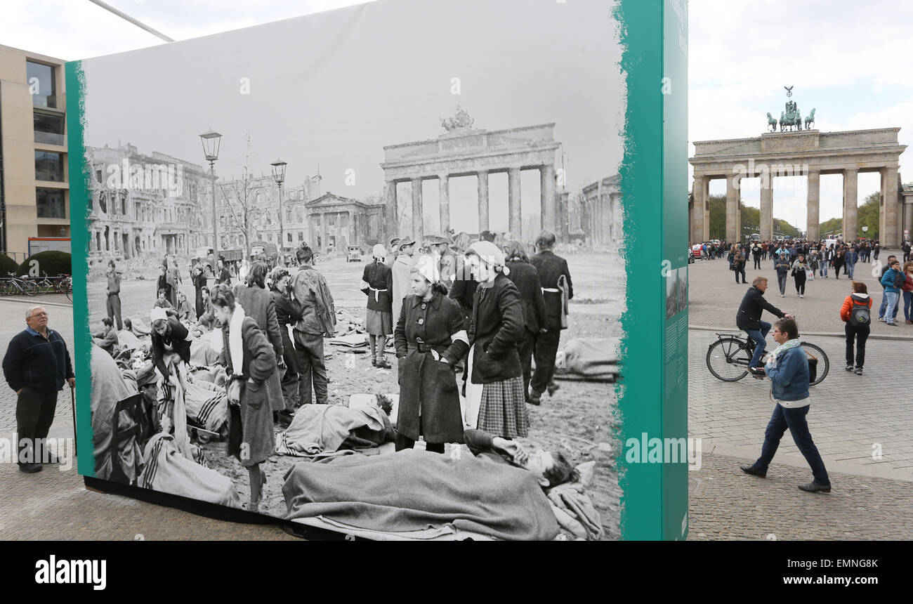 Brandenburger tor 1945 -Fotos und -Bildmaterial in hoher Auflösung ...