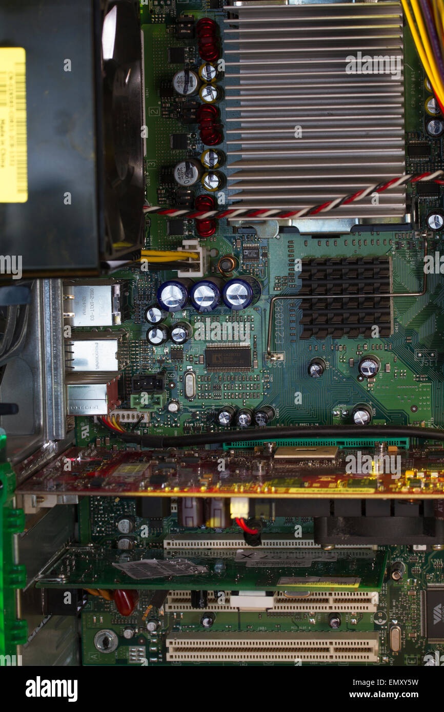 Computer chassis -Fotos und -Bildmaterial in hoher Auflösung – Alamy