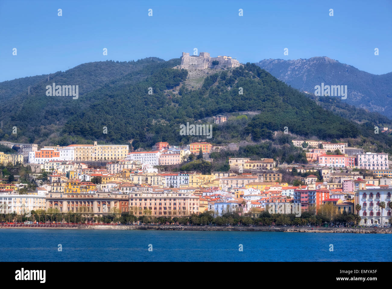 Campania salerno castle arechi -Fotos und -Bildmaterial in hoher ...