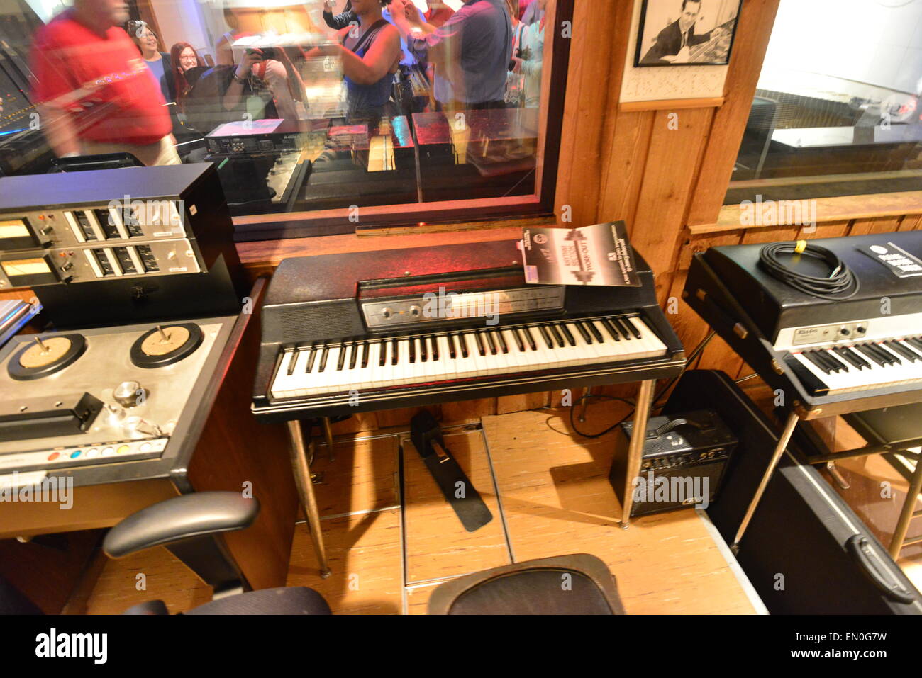 Dolly parton 1960s -Fotos und -Bildmaterial in hoher Auflösung – Alamy