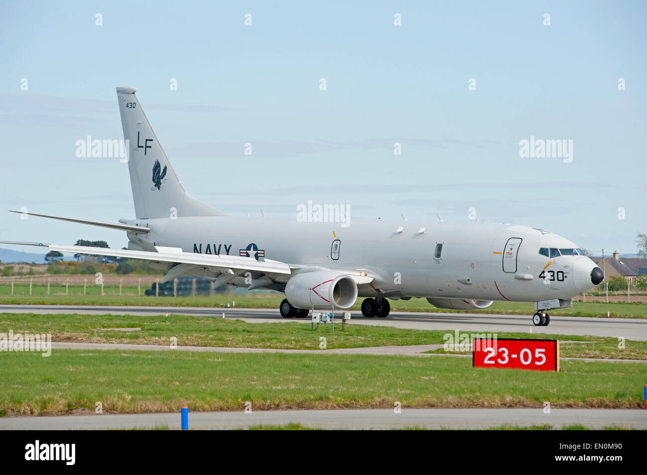 USA - Marine Boeing P-8A Poseidon (737-8FV) an RAF Lossiemouth ...