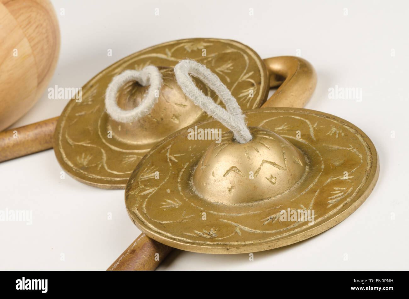Set finger cymbals traditional oriental -Fotos und -Bildmaterial in ...
