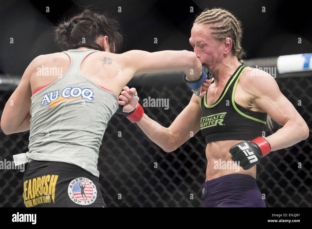 Damen strohgewicht -Fotos und -Bildmaterial in hoher Auflösung – Alamy