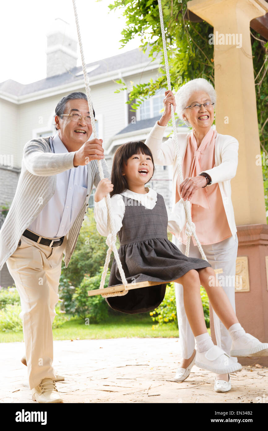 Oma Und Opa Fotos Und Bildmaterial In Hoher Auflösung Alamy