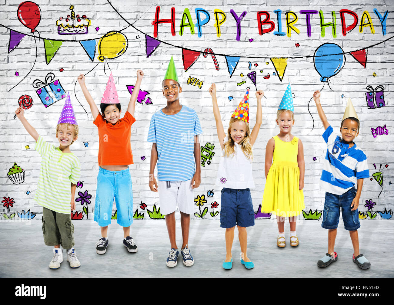 Indian kids girls birthday -Fotos und -Bildmaterial in hoher Auflösung ...