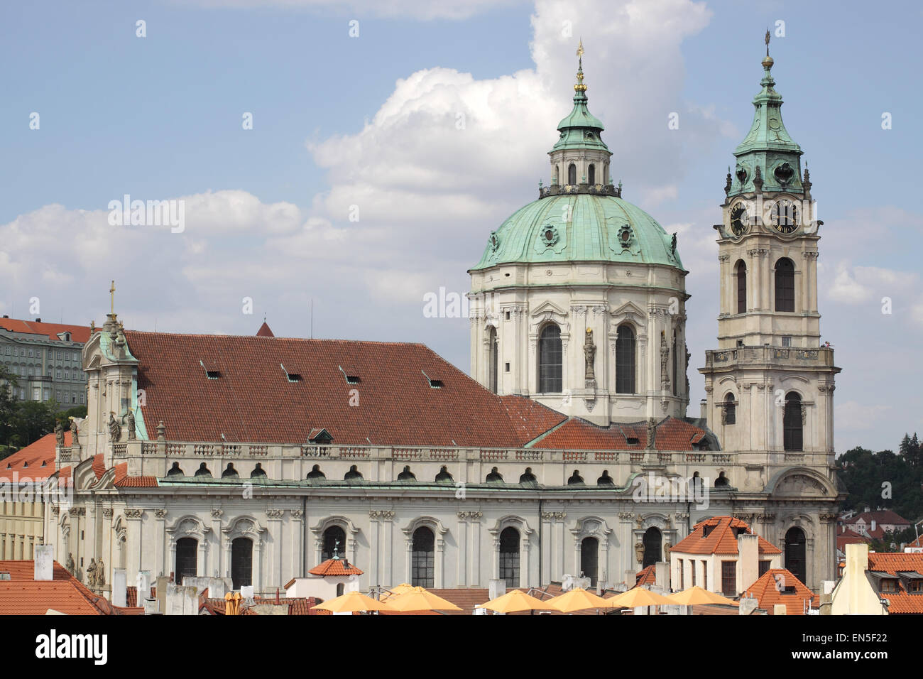 Die Kirche des Heiligen Nikolaus, die berühmteste barocke Kirche in ...