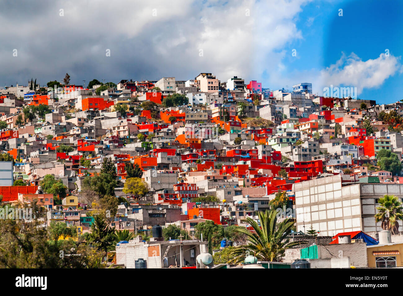 Suburbs of mexico city -Fotos und -Bildmaterial in hoher Auflösung – Alamy