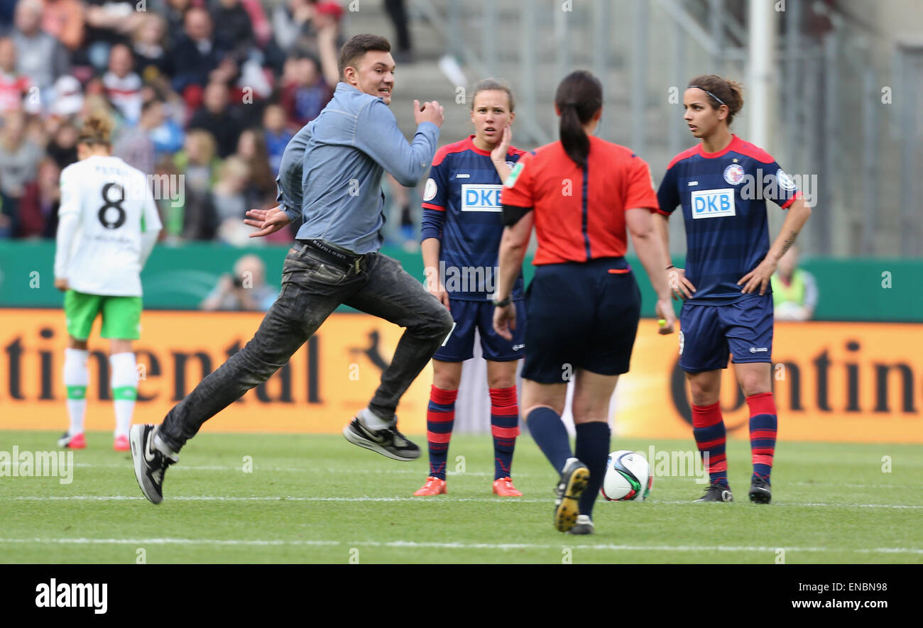 A streaker -Fotos und -Bildmaterial in hoher Auflösung – Alamy