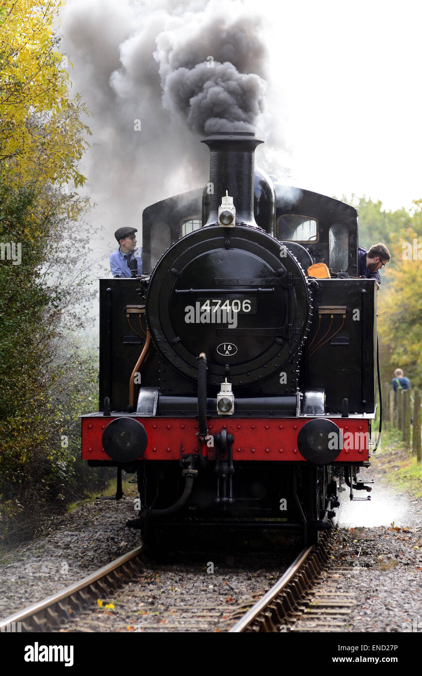 LMS-Klasse 3F 0-6-0 tank Motor Nr. 47406 nähert sich Bitton Bahnhof ...