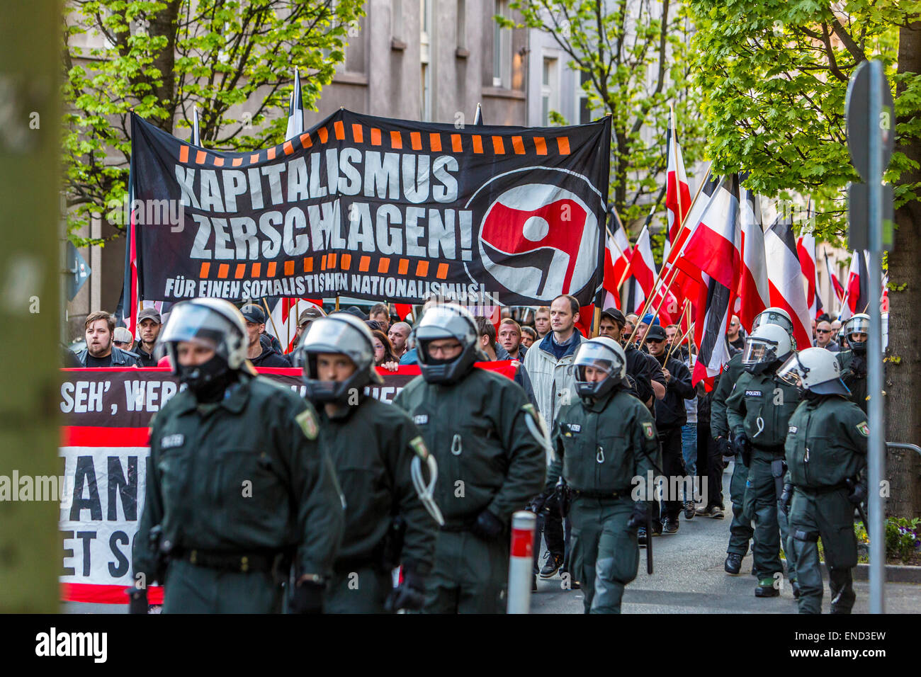 Demonstration Right Wing Neo Nazi Stockfotos und -bilder Kaufen - Alamy
