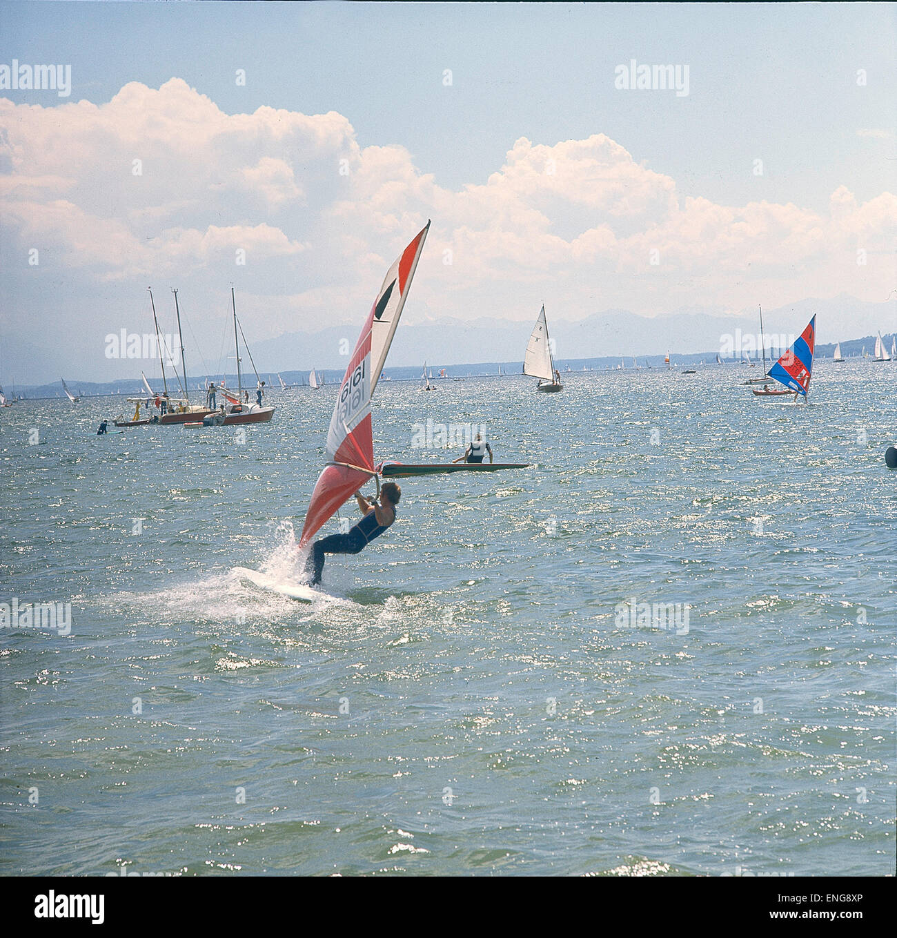 Windsurfen der 90er jahre -Fotos und -Bildmaterial in hoher Auflösung ...