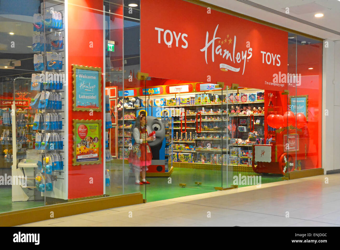 Hamleys interior -Fotos und -Bildmaterial in hoher Auflösung – Alamy