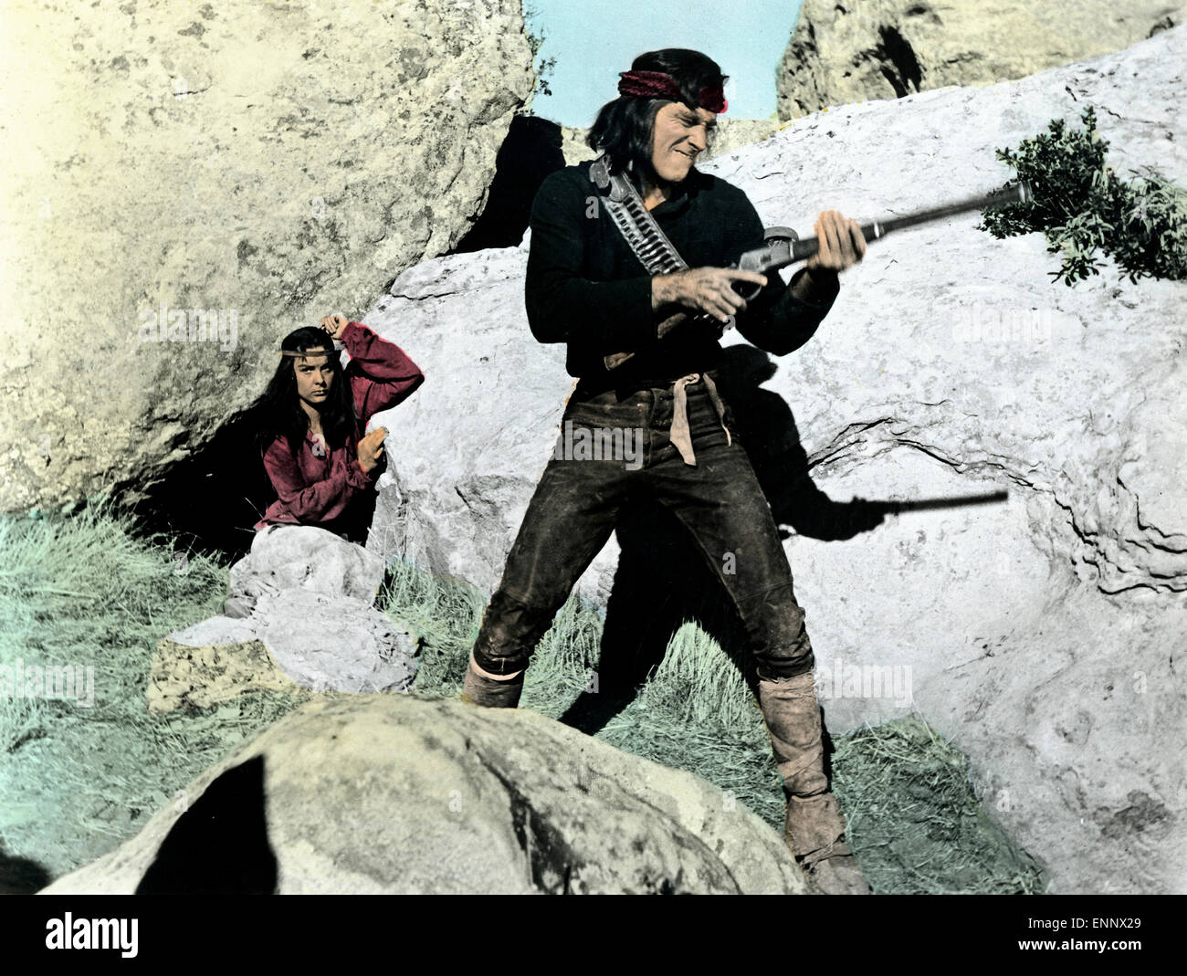 Apache 1954 burt lancaster -Fotos und -Bildmaterial in hoher Auflösung ...