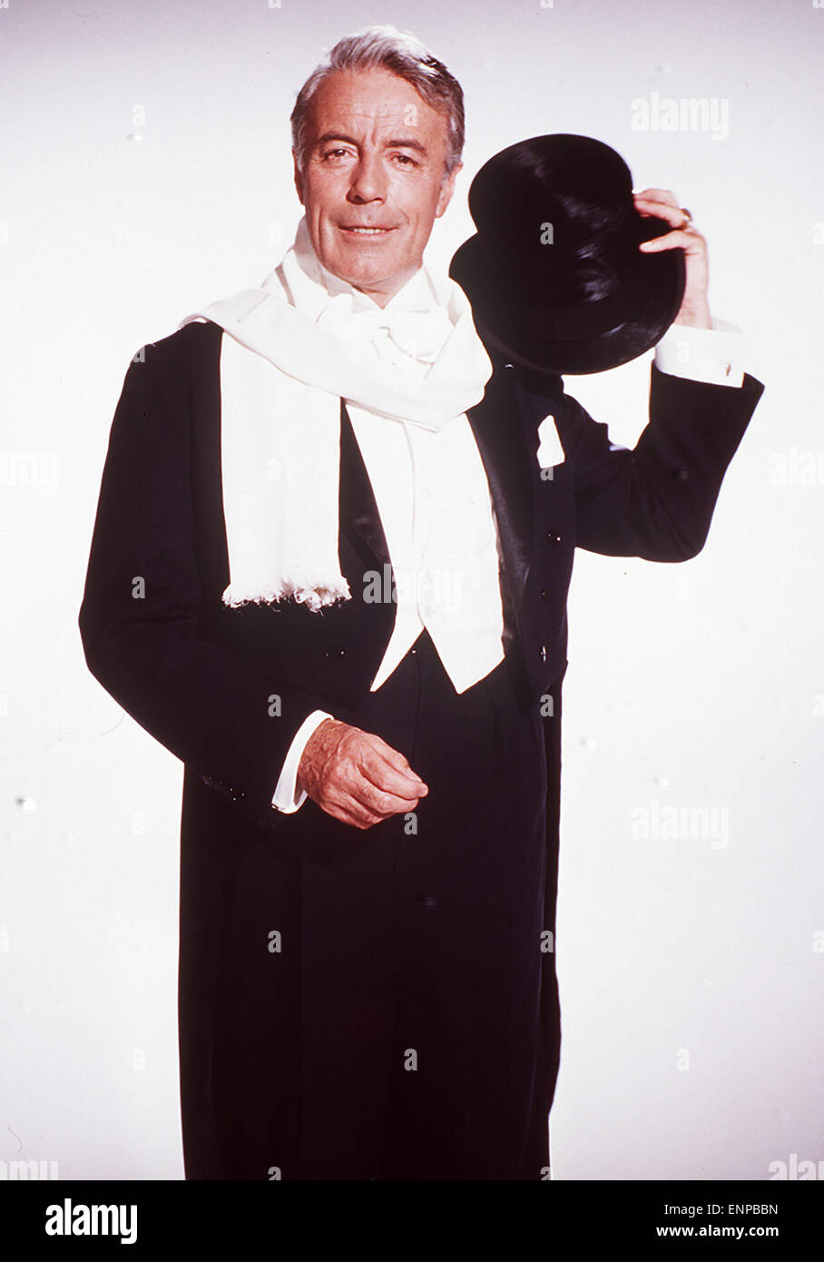 Schauspieler, Sänger Und Einstiger UFA Filmschauspieler Johannes ...