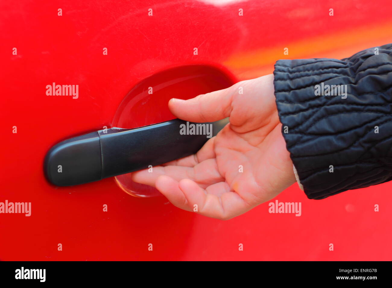 Car door handle -Fotos und -Bildmaterial in hoher Auflösung – Alamy
