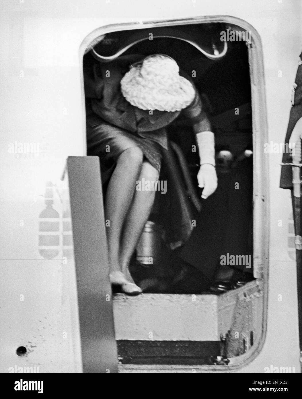 Queen elizabeth ii 1963 -Fotos und -Bildmaterial in hoher Auflösung – Alamy