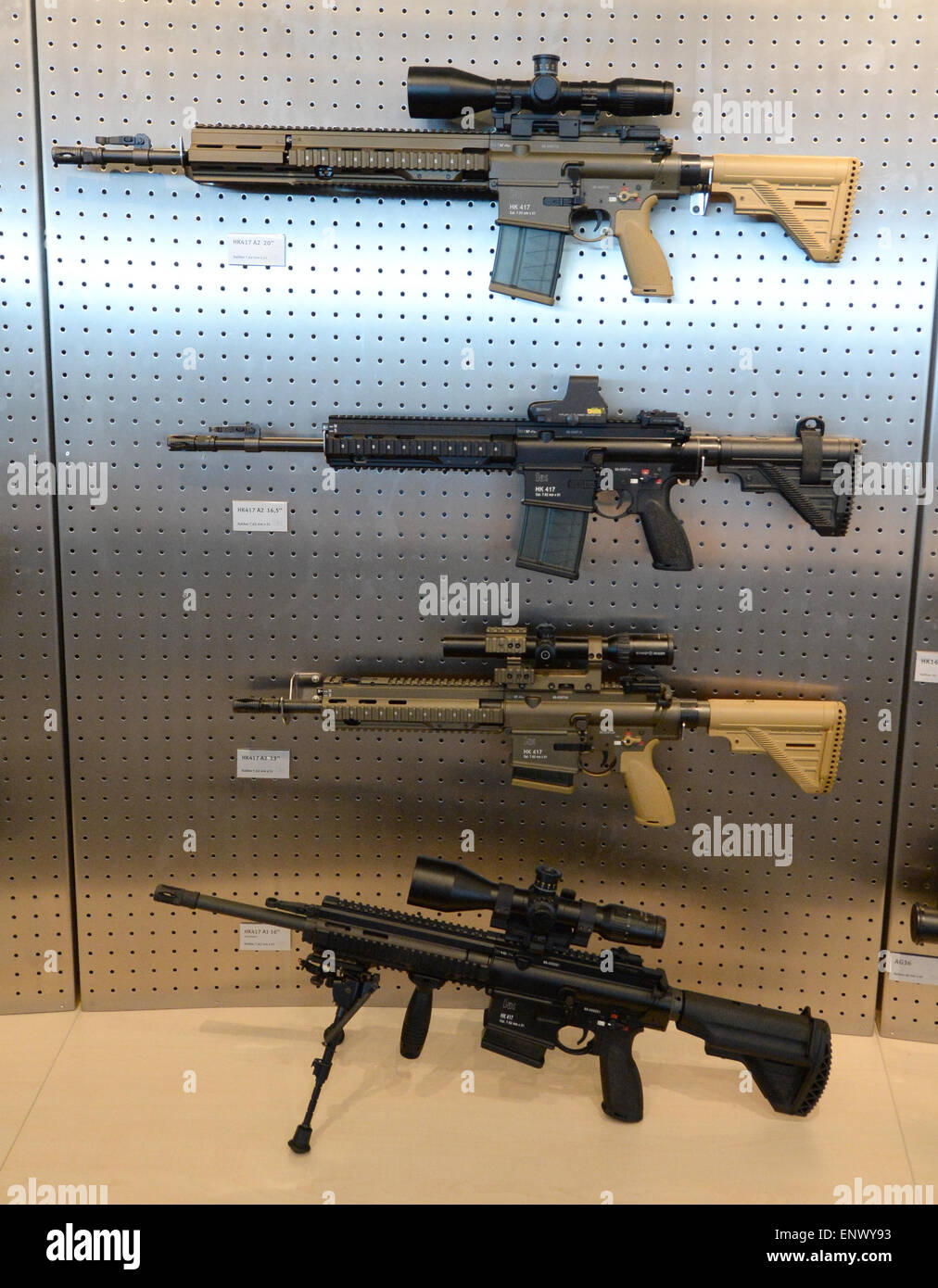 Oberndorf, Deutschland. 7. Mai 2015. Verschiedene Versionen von dem ...